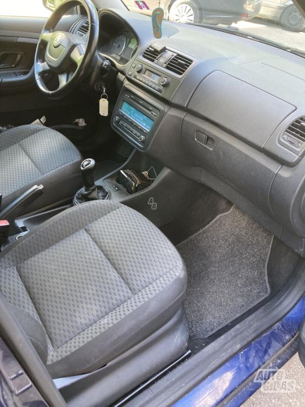 Zils Skoda Fabia 2010 Viļņa, ar dzinēja tilpumu 1.20 L un nobraukumu 265 tūkst. km par 2250 €, foto 6 vietnē AUTOMOTO.COM.LV