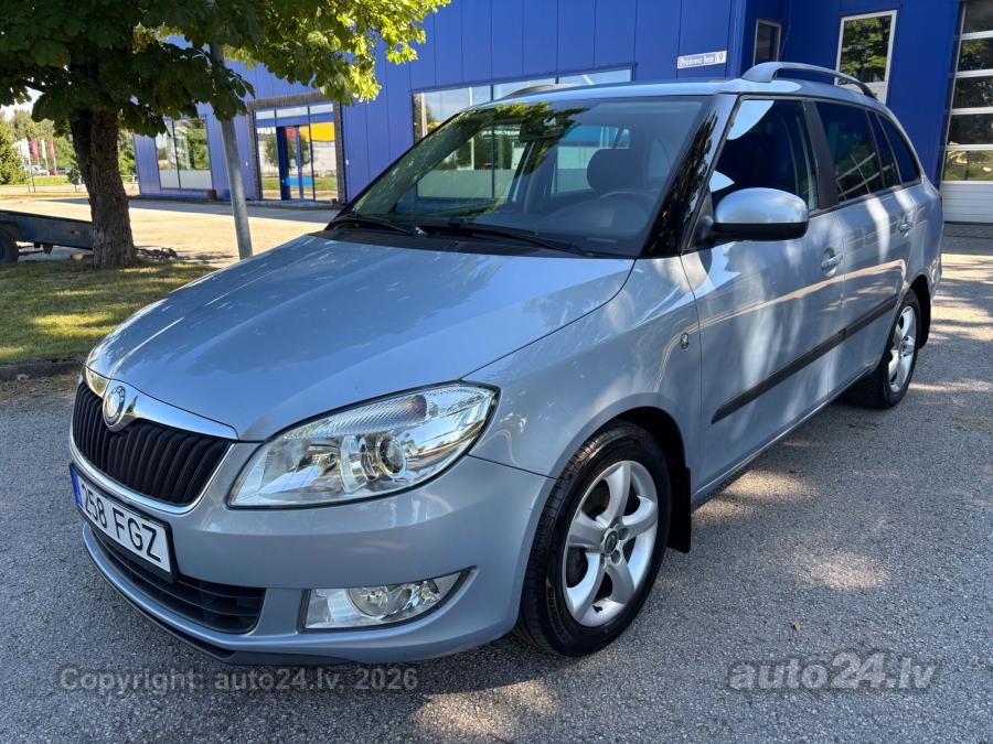 Zils Skoda Fabia 2010 Paide, ar dzinēja tilpumu 1.20 L un nobraukumu 220 tūkst. km par 4490 €, foto 1 vietnē AUTOMOTO.COM.LV