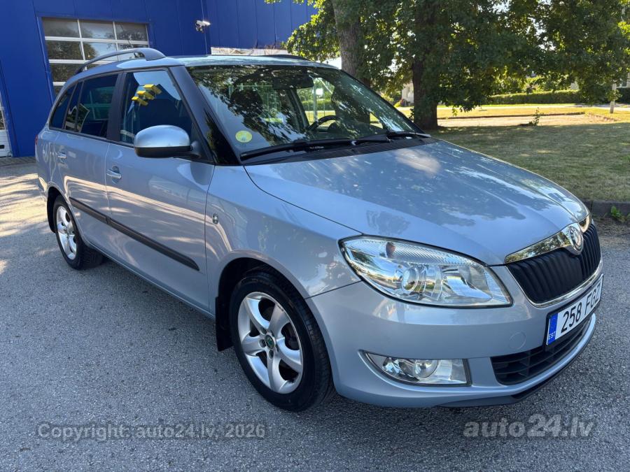 Zils Skoda Fabia 2010 Paide, ar dzinēja tilpumu 1.20 L un nobraukumu 220 tūkst. km par 4490 €, foto 7 vietnē AUTOMOTO.COM.LV