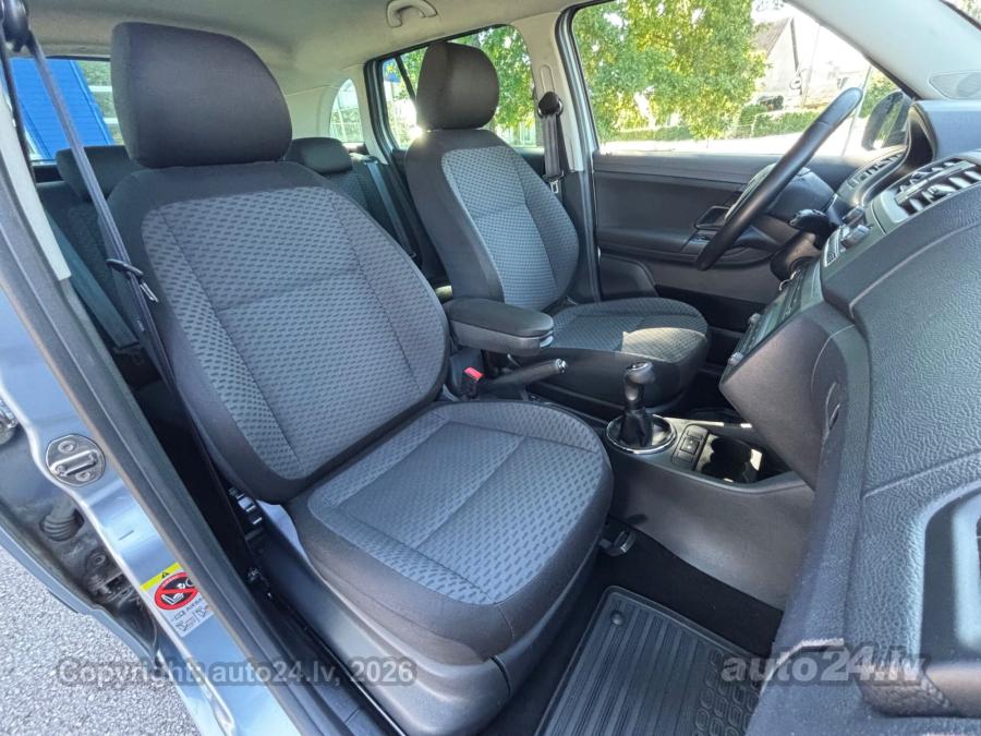 Zils Skoda Fabia 2010 Paide, ar dzinēja tilpumu 1.20 L un nobraukumu 220 tūkst. km par 4490 €, foto 11 vietnē AUTOMOTO.COM.LV