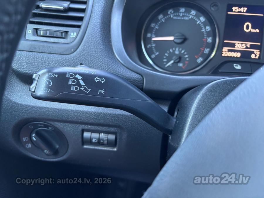 Zils Skoda Fabia 2010 Paide, ar dzinēja tilpumu 1.20 L un nobraukumu 220 tūkst. km par 4490 €, foto 18 vietnē AUTOMOTO.COM.LV