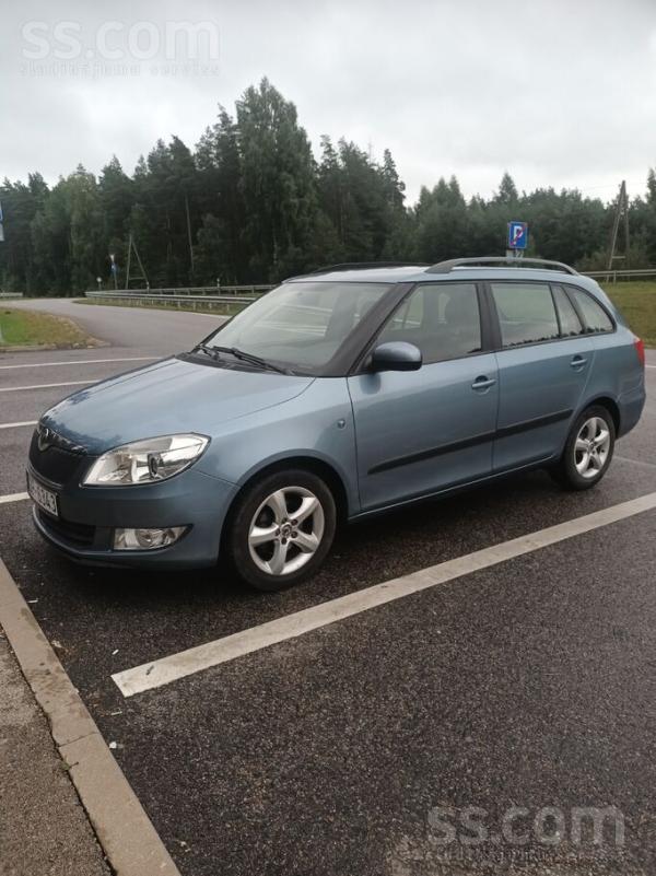 Blue Skoda Fabia 2010 in Jekabpils, with an engine capacity of 1.20 L and mileage of 187 thousand km for 3000 €, photo 1 on AUTOMOTO.COM.LV