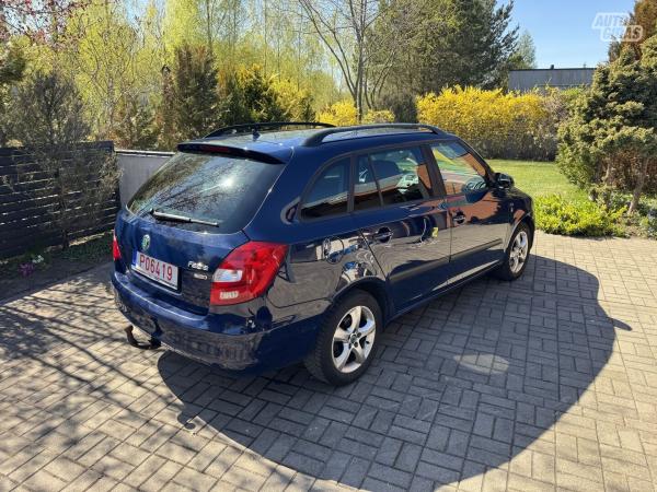 Zils Skoda Fabia 2011 Viļņa, ar dzinēja tilpumu 1.20 L un nobraukumu 229 tūkst. km par 1700 €, foto 3 vietnē AUTOMOTO.COM.LV