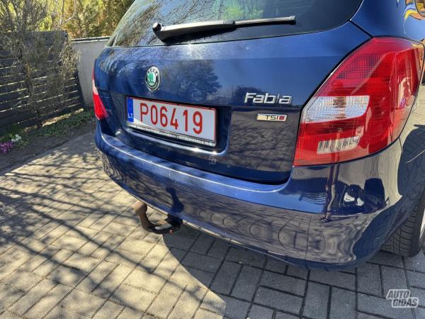 Zils Skoda Fabia 2011 Viļņa, ar dzinēja tilpumu 1.20 L un nobraukumu 229 tūkst. km par 1700 €, foto 5 vietnē AUTOMOTO.COM.LV
