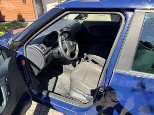 Blue Skoda Fabia 2011 in Vilnius, with an engine capacity of 1.20 L and mileage of 229 thousand km for 1700 €, photo 7 on AUTOMOTO.COM.LV