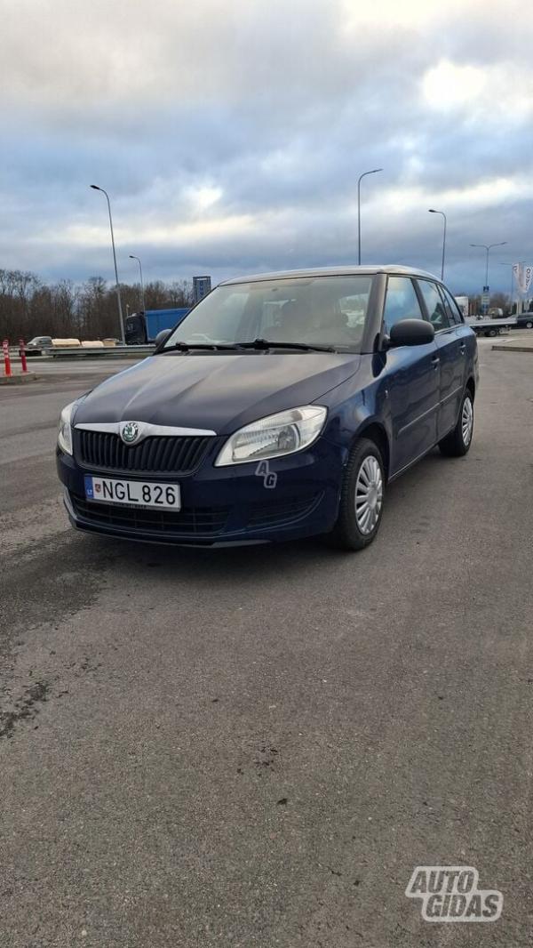 Blue Skoda Fabia 2012 in Kaunas, with an engine capacity of 1.60 L and mileage of 237 thousand km for 2200 €, photo 2 on AUTOMOTO.COM.LV