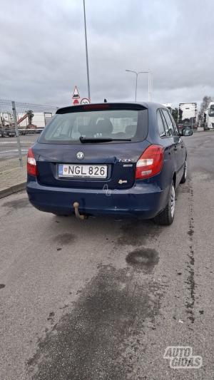 Blue Skoda Fabia 2012 in Kaunas, with an engine capacity of 1.60 L and mileage of 237 thousand km for 2200 €, photo 4 on AUTOMOTO.COM.LV