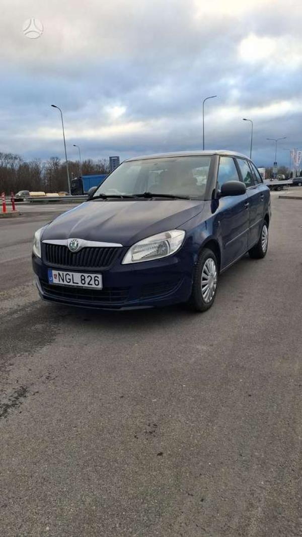 Blue Skoda Fabia 2012 in Kaunas, with an engine capacity of 1.60 L and mileage of 237 thousand km for 1900 €, photo 2 on AUTOMOTO.COM.LV