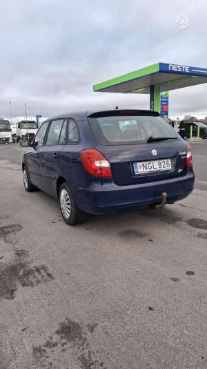 Blue Skoda Fabia 2012 in Kaunas, with an engine capacity of 1.60 L and mileage of 237 thousand km for 1900 €, photo 5 on AUTOMOTO.COM.LV