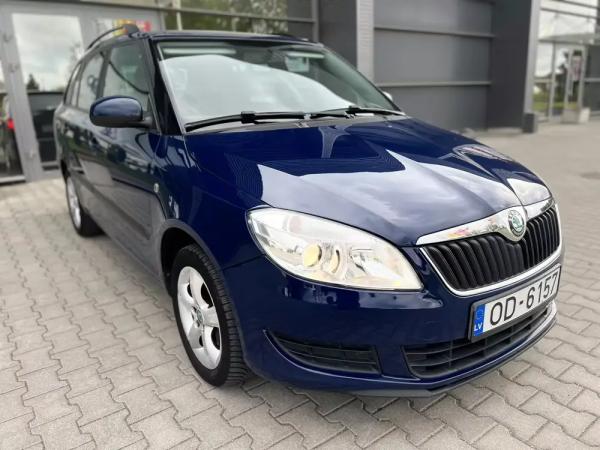 Blue Skoda Fabia 2012 in Jekabpils, with an engine capacity of 1.60 L and mileage of 169 thousand km for 4450 €, photo 6 on AUTOMOTO.COM.LV