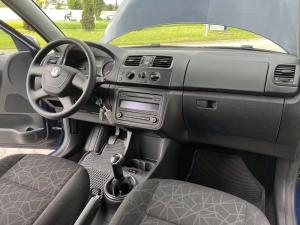 Zils Skoda Fabia 2012 Jēkabpils, ar dzinēja tilpumu 1.60 L un nobraukumu 169 tūkst. km par 4450 €, foto 18 vietnē AUTOMOTO.COM.LV