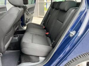Zils Skoda Fabia 2012 Jēkabpils, ar dzinēja tilpumu 1.60 L un nobraukumu 169 tūkst. km par 4450 €, foto 20 vietnē AUTOMOTO.COM.LV