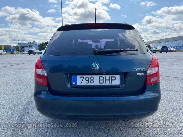 Blue Skoda Fabia 2012 in Tallinn, with an engine capacity of 1.20 L and mileage of 100 thousand km for 4400 €, photo 5 on AUTOMOTO.COM.LV