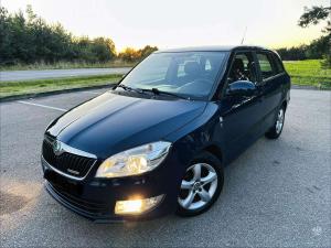 Blue Skoda Fabia 2012 in Kaisiadorys, with an engine capacity of 1.20 L and mileage of 217 thousand km for 2450 €, photo 10 on AUTOMOTO.COM.LV