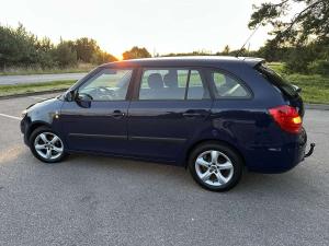 Blue Skoda Fabia 2012 in Kaisiadorys, with an engine capacity of 1.20 L and mileage of 217 thousand km for 2450 €, photo 21 on AUTOMOTO.COM.LV