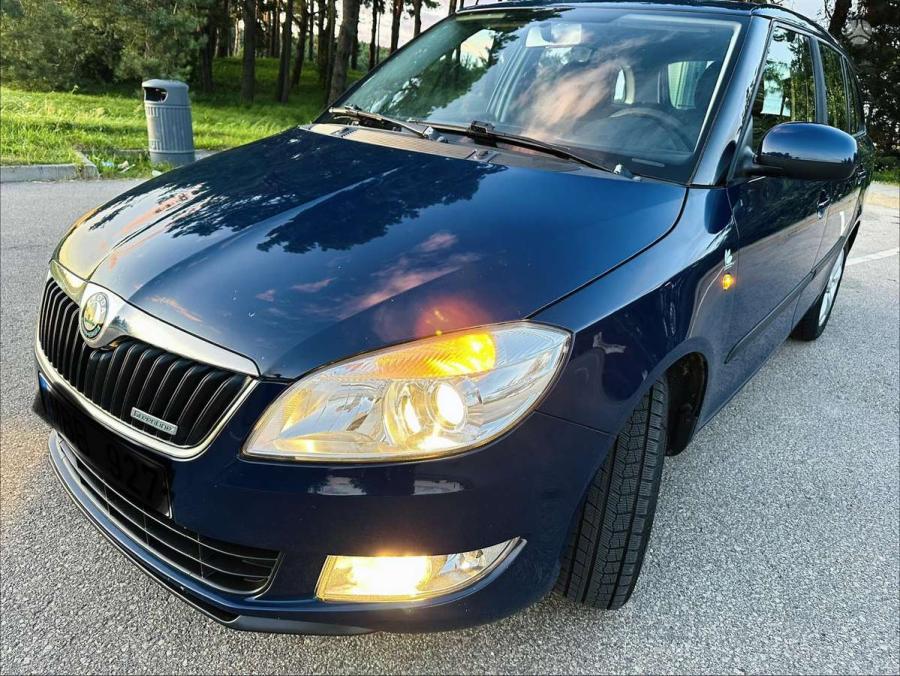 Blue Skoda Fabia 2012 in Kaisiadorys, with an engine capacity of 1.20 L and mileage of 217 thousand km for 2450 €, photo 25 on AUTOMOTO.COM.LV