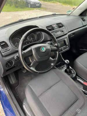 Blue Skoda Fabia 2012 in Alytus, with an engine capacity of 1.60 L and mileage of 244 thousand km for 2999 €, photo 25 on AUTOMOTO.COM.LV