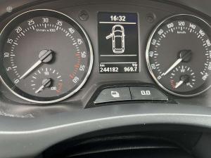Blue Skoda Fabia 2012 in Alytus, with an engine capacity of 1.60 L and mileage of 244 thousand km for 2999 €, photo 26 on AUTOMOTO.COM.LV