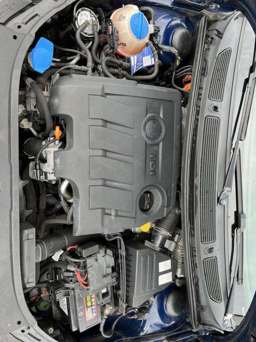 Blue Skoda Fabia 2012 in Alytus, with an engine capacity of 1.60 L and mileage of 244 thousand km for 2999 €, photo 32 on AUTOMOTO.COM.LV
