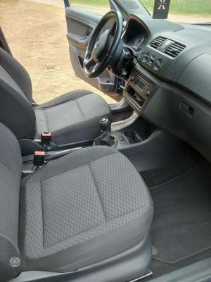 Zils Skoda Fabia 2013 Viļņa, ar dzinēja tilpumu 1.60 L un nobraukumu 306 tūkst. km par 2500 €, foto 10 vietnē AUTOMOTO.COM.LV