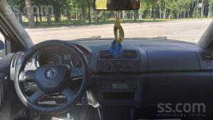 Blue Skoda Fabia 2013 in Aluksne, with an engine capacity of 1.60 L and mileage of 0 thousand km for 2250 €, photo 24 on AUTOMOTO.COM.LV