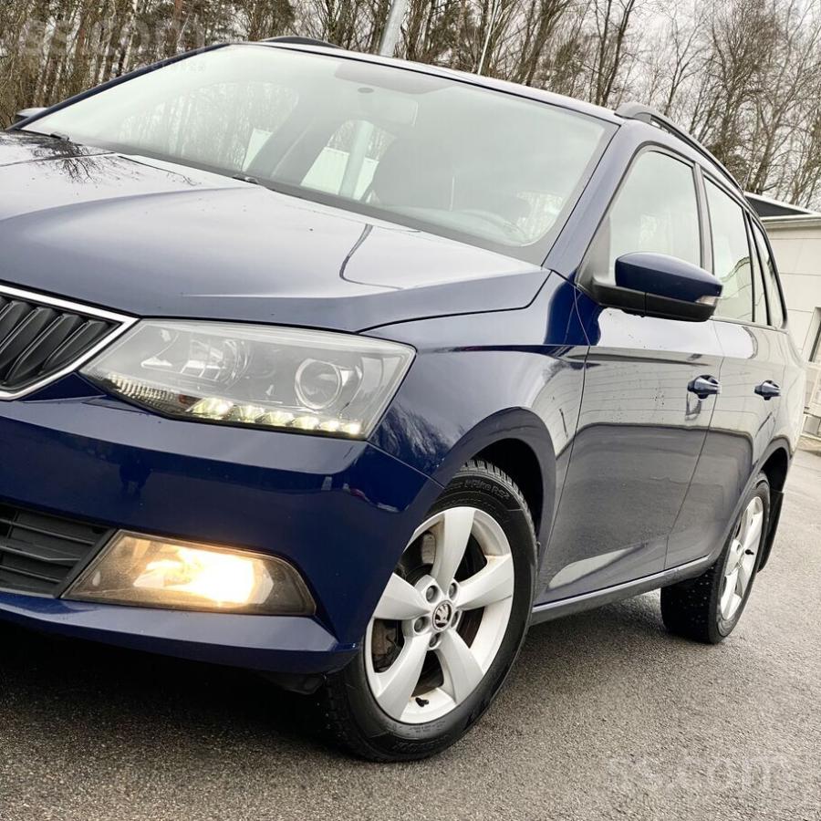 Blue Skoda Fabia 2015 in Jelgava, with an engine capacity of 1.20 L and mileage of 0 thousand km for 5750 €, photo 2 on AUTOMOTO.COM.LV