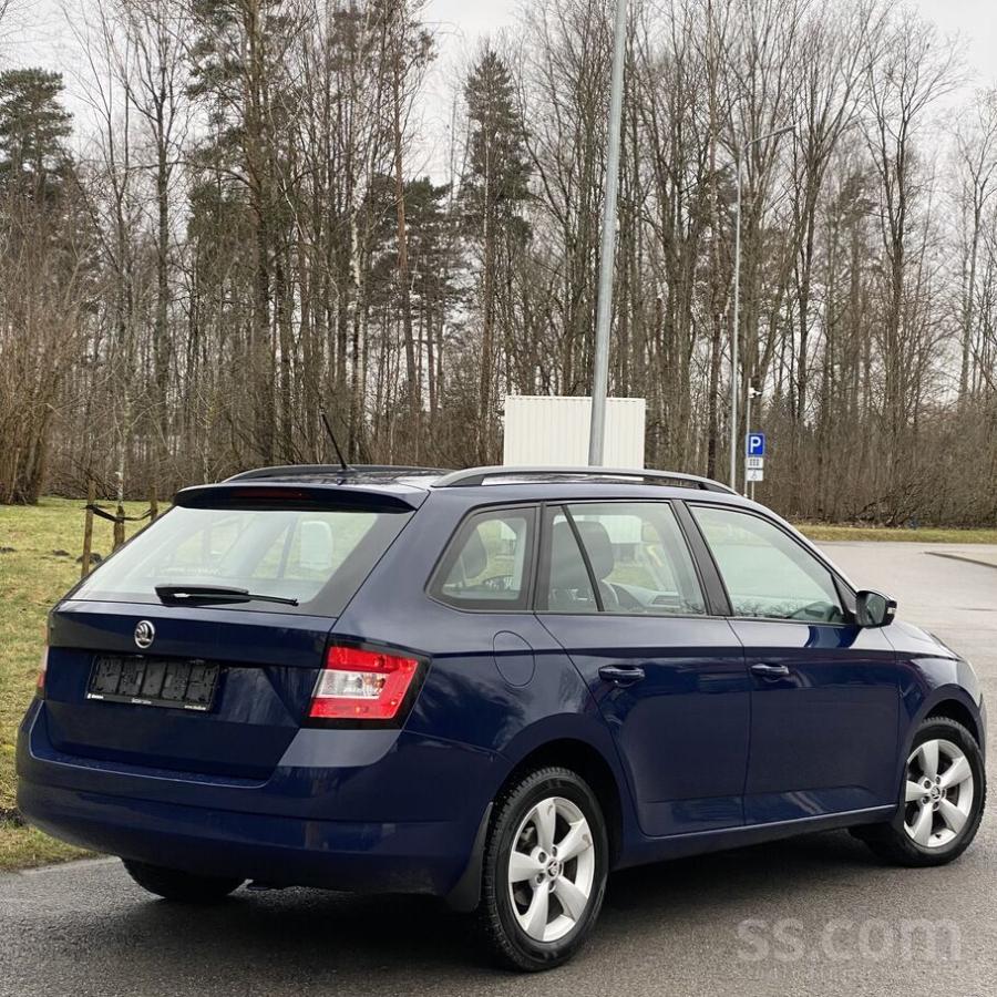 Blue Skoda Fabia 2015 in Jelgava, with an engine capacity of 1.20 L and mileage of 0 thousand km for 5750 €, photo 5 on AUTOMOTO.COM.LV