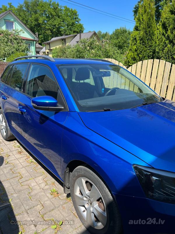 Blue Skoda Fabia 2015 in Viljandi, with an engine capacity of 1.20 L and mileage of 64 thousand km for 9200 €, photo 4 on AUTOMOTO.COM.LV