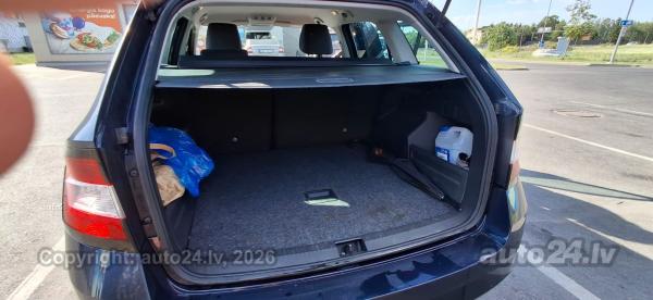 Blue Skoda Fabia 2015 in Tallinn, with an engine capacity of 1.20 L and mileage of 108 thousand km for 6400 €, photo 10 on AUTOMOTO.COM.LV