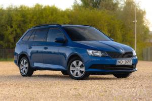 Zils Skoda Fabia 2015 Jelgava, ar dzinēja tilpumu 1.40 L un nobraukumu 258 tūkst. km par 5000 €, foto 4 vietnē AUTOMOTO.COM.LV