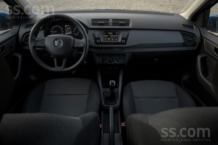 Zils Skoda Fabia 2015 Jelgava, ar dzinēja tilpumu 1.40 L un nobraukumu 258 tūkst. km par 5000 €, foto 14 vietnē AUTOMOTO.COM.LV