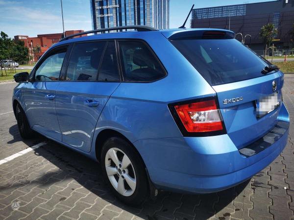 Zils Skoda Fabia 2015 Viļņa, ar dzinēja tilpumu 1.00 L un nobraukumu 79 tūkst. km par 5000 €, foto 1 vietnē AUTOMOTO.COM.LV