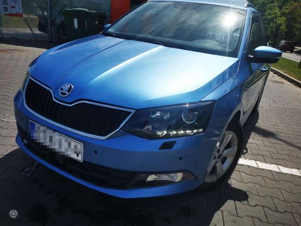 Zils Skoda Fabia 2015 Viļņa, ar dzinēja tilpumu 1.00 L un nobraukumu 79 tūkst. km par 5000 €, foto 2 vietnē AUTOMOTO.COM.LV