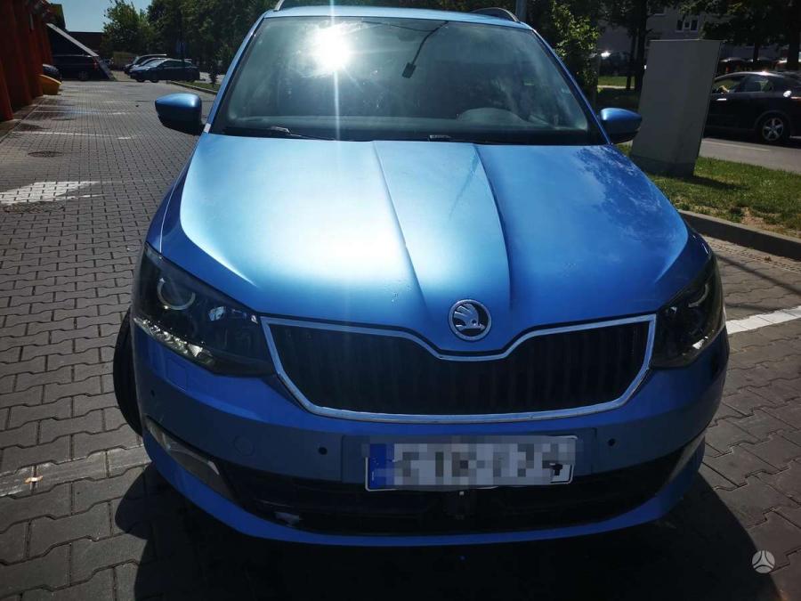 Zils Skoda Fabia 2015 Viļņa, ar dzinēja tilpumu 1.20 L un nobraukumu 79 tūkst. km par 5000 €, foto 11 vietnē AUTOMOTO.COM.LV
