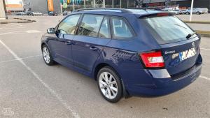 Blue Skoda Fabia 2016 in Kaunas, with an engine capacity of 1.40 L and mileage of 324 thousand km for 3400 €, photo 5 on AUTOMOTO.COM.LV