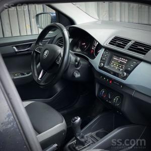 Zils Skoda Fabia 2016 Jelgava, ar dzinēja tilpumu 1.20 L un nobraukumu 220 tūkst. km par 6750 €, foto 12 vietnē AUTOMOTO.COM.LV