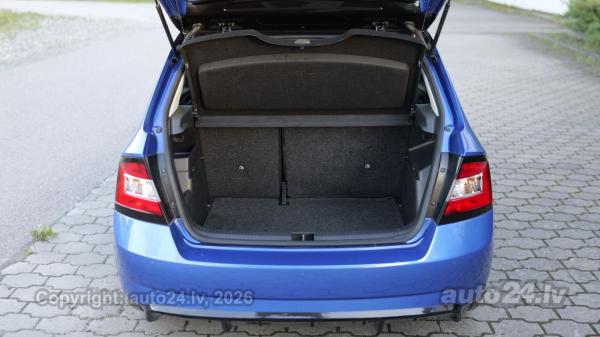 Blue Skoda Fabia 2016 in Tallinn, with an engine capacity of 1.20 L and mileage of 99 thousand km for 7999 €, photo 6 on AUTOMOTO.COM.LV