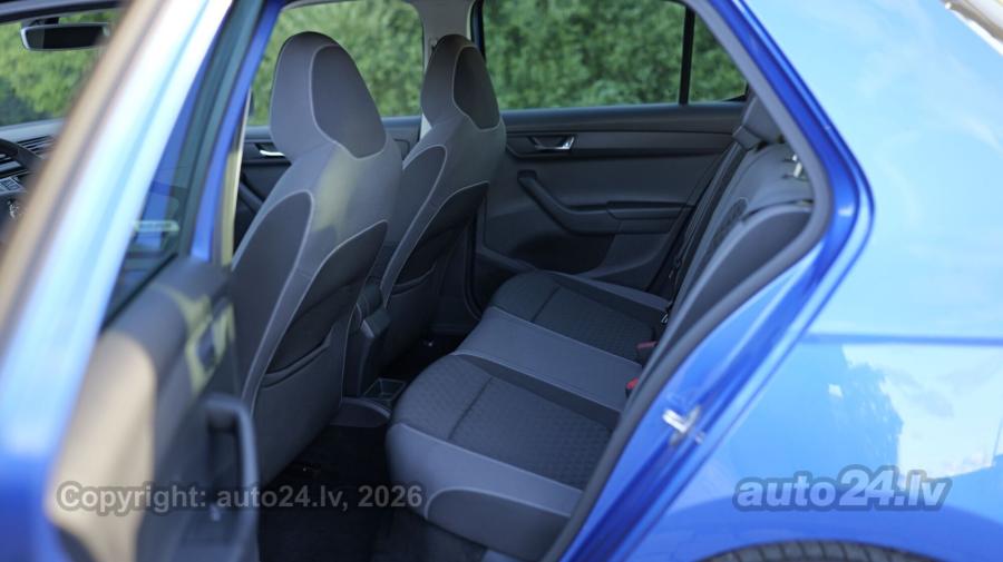 Zils Skoda Fabia 2016 Tallina, ar dzinēja tilpumu 1.20 L un nobraukumu 99 tūkst. km par 7999 €, foto 13 vietnē AUTOMOTO.COM.LV