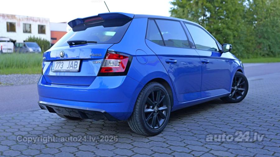 Zils Skoda Fabia 2016 Tallina, ar dzinēja tilpumu 1.20 L un nobraukumu 99 tūkst. km par 7999 €, foto 27 vietnē AUTOMOTO.COM.LV