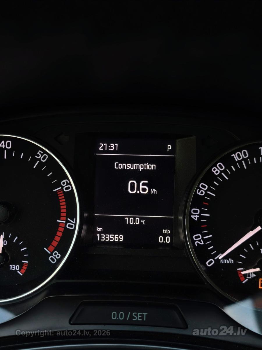 Zils Skoda Fabia 2017 Tallina, ar dzinēja tilpumu 1.20 L un nobraukumu 134 tūkst. km par 8300 €, foto 15 vietnē AUTOMOTO.COM.LV