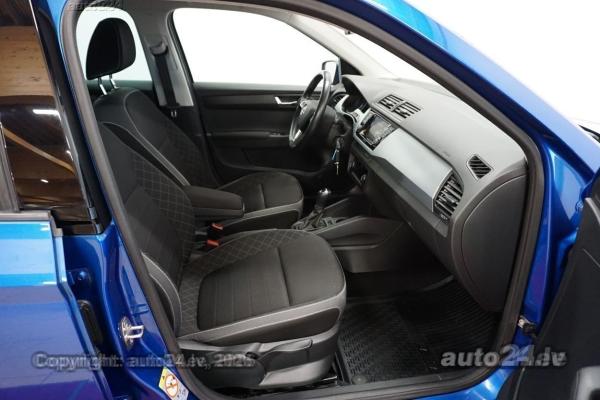 Blue Skoda Fabia 2018 in Tallinn, with an engine capacity of 1.00 L and mileage of 73 thousand km for 10890 €, photo 11 on AUTOMOTO.COM.LV