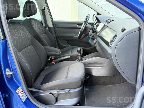 Blue Skoda Fabia 2018 in Tukums, with an engine capacity of 1.40 L and mileage of 215 thousand km for 6899 €, photo 8 on AUTOMOTO.COM.LV