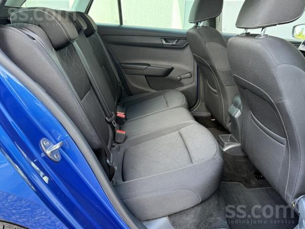 Blue Skoda Fabia 2018 in Tukums, with an engine capacity of 1.40 L and mileage of 215 thousand km for 6899 €, photo 10 on AUTOMOTO.COM.LV