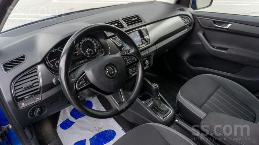 Blue Skoda Fabia 2019 in Riga, with an engine capacity of 1.00 L and mileage of 169 thousand km for 8590 €, photo 10 on AUTOMOTO.COM.LV