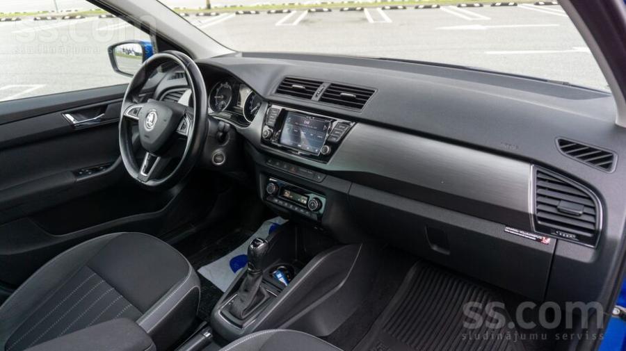 Blue Skoda Fabia 2019 in Riga, with an engine capacity of 1.00 L and mileage of 169 thousand km for 8590 €, photo 11 on AUTOMOTO.COM.LV