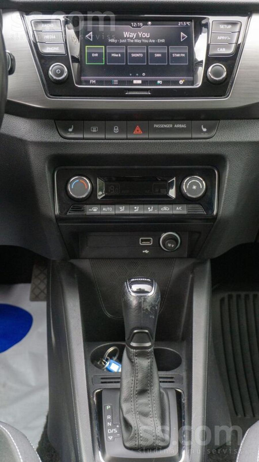 Blue Skoda Fabia 2019 in Riga, with an engine capacity of 1.00 L and mileage of 169 thousand km for 8590 €, photo 13 on AUTOMOTO.COM.LV