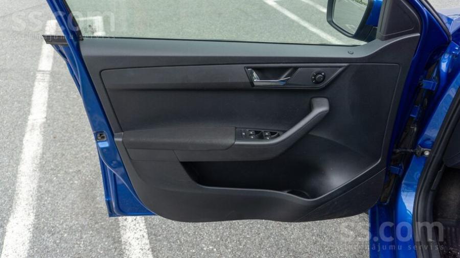 Blue Skoda Fabia 2019 in Riga, with an engine capacity of 1.00 L and mileage of 169 thousand km for 8590 €, photo 25 on AUTOMOTO.COM.LV