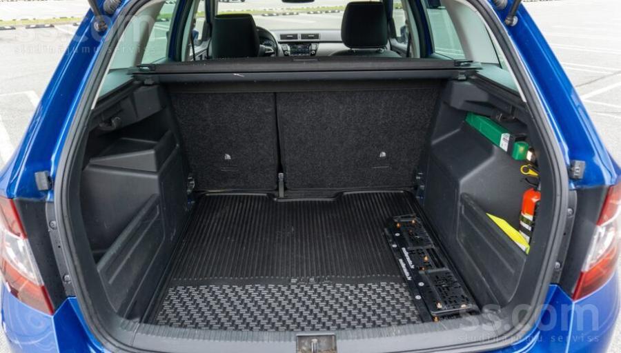 Blue Skoda Fabia 2019 in Riga, with an engine capacity of 1.00 L and mileage of 169 thousand km for 8590 €, photo 29 on AUTOMOTO.COM.LV