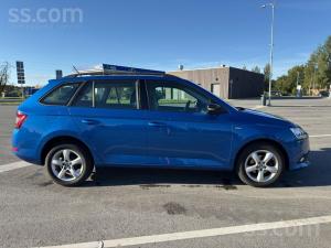 Zils Skoda Fabia 2019 Rīga, ar dzinēja tilpumu 1.00 L un nobraukumu 200 tūkst. km par 6499 €, foto 5 vietnē AUTOMOTO.COM.LV