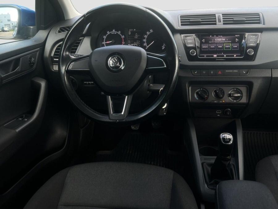 Zils Skoda Fabia 2020 Pērnava, ar dzinēja tilpumu 1.00 L un nobraukumu 93 tūkst. km par 9950 €, foto 7 vietnē AUTOMOTO.COM.LV